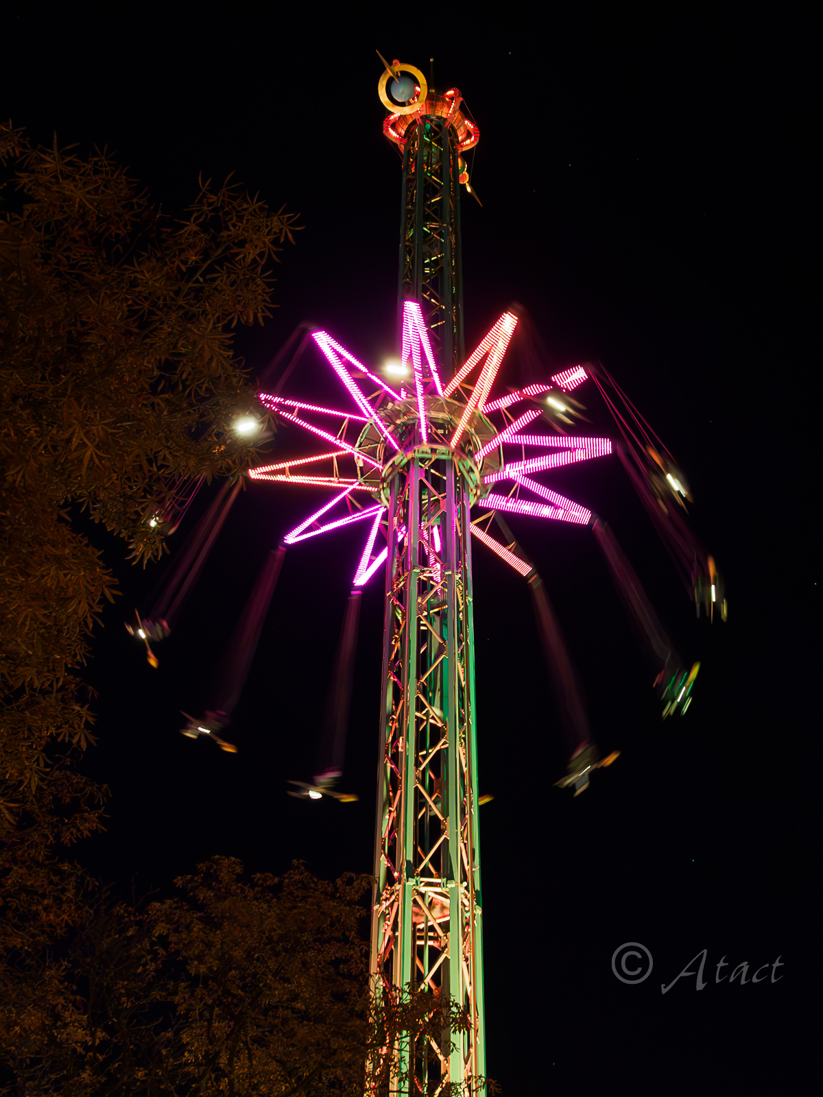 Copenhagen-Tivoli Parken – Scenes that Caught My Eye 日々の透視図 Office Atact